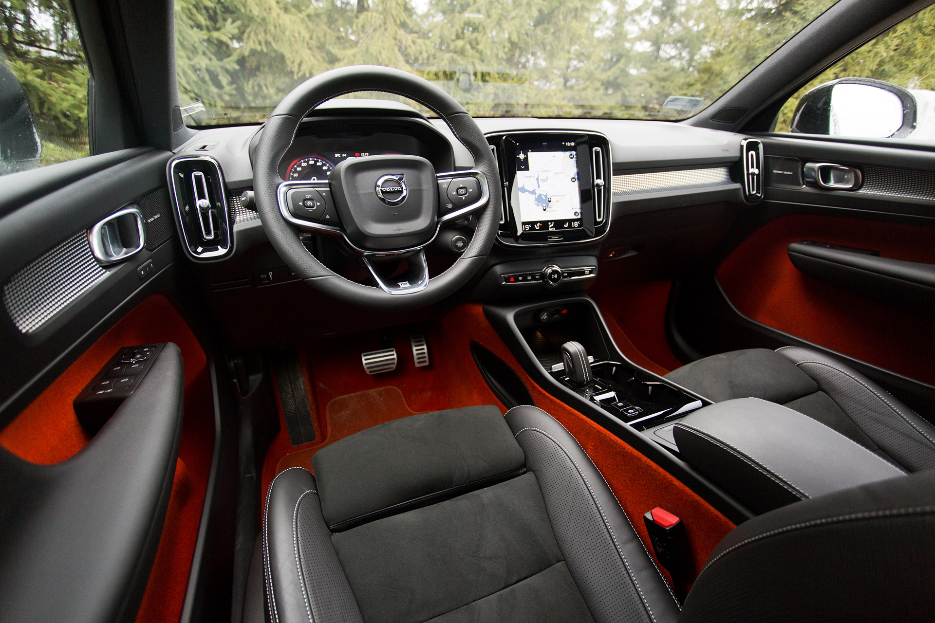 Кроссовер Volvo XC40 - ProDriver